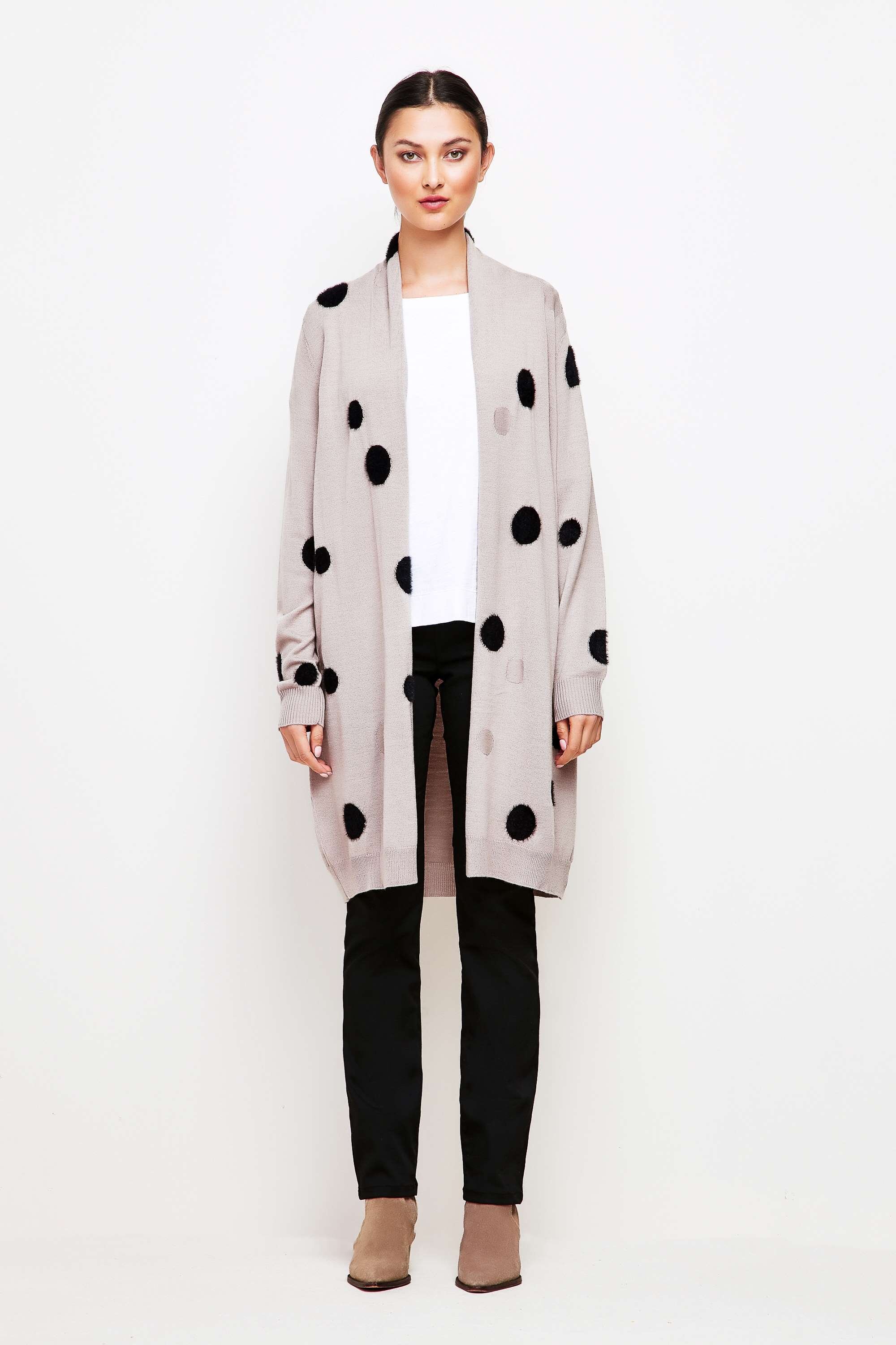 Novel Cardigan (Latte) - Labels-Verge : Just Looking - Verge W21