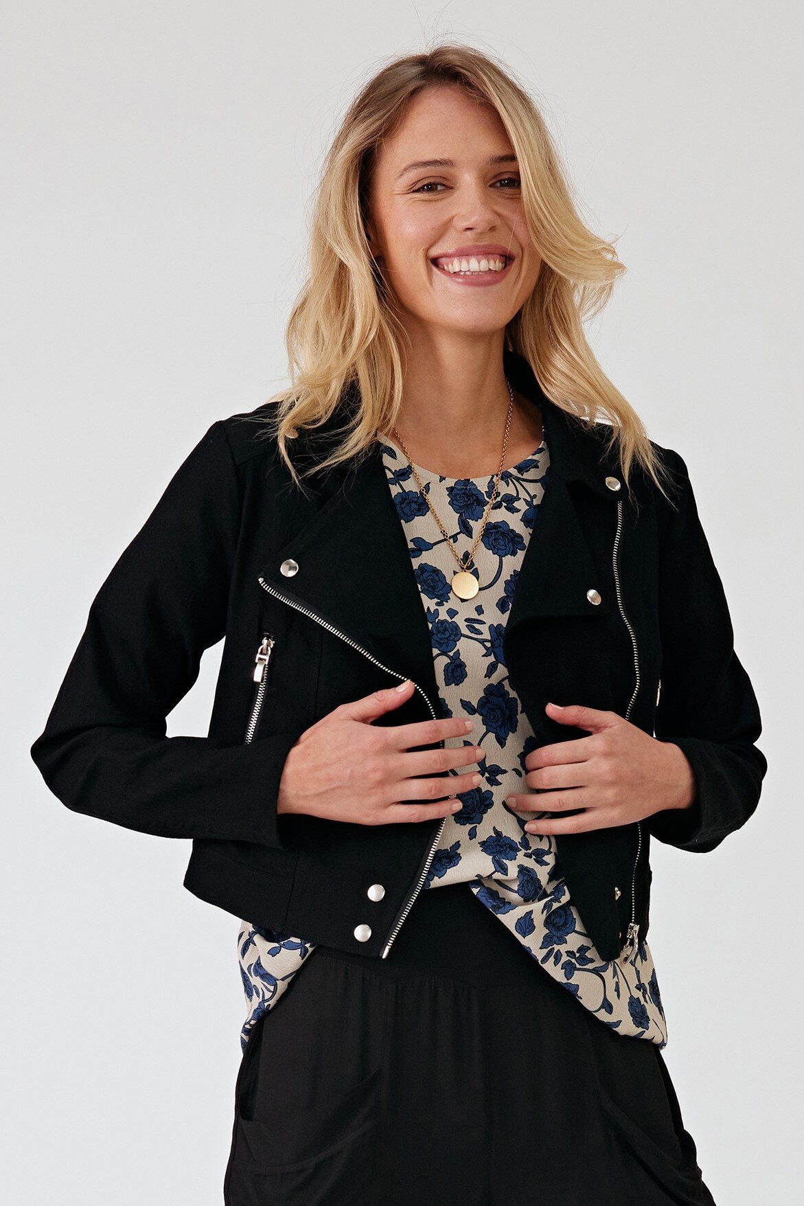 Sterling Jacket (Black) - Jackets / Coats : Just Looking - Lemon Tree S22