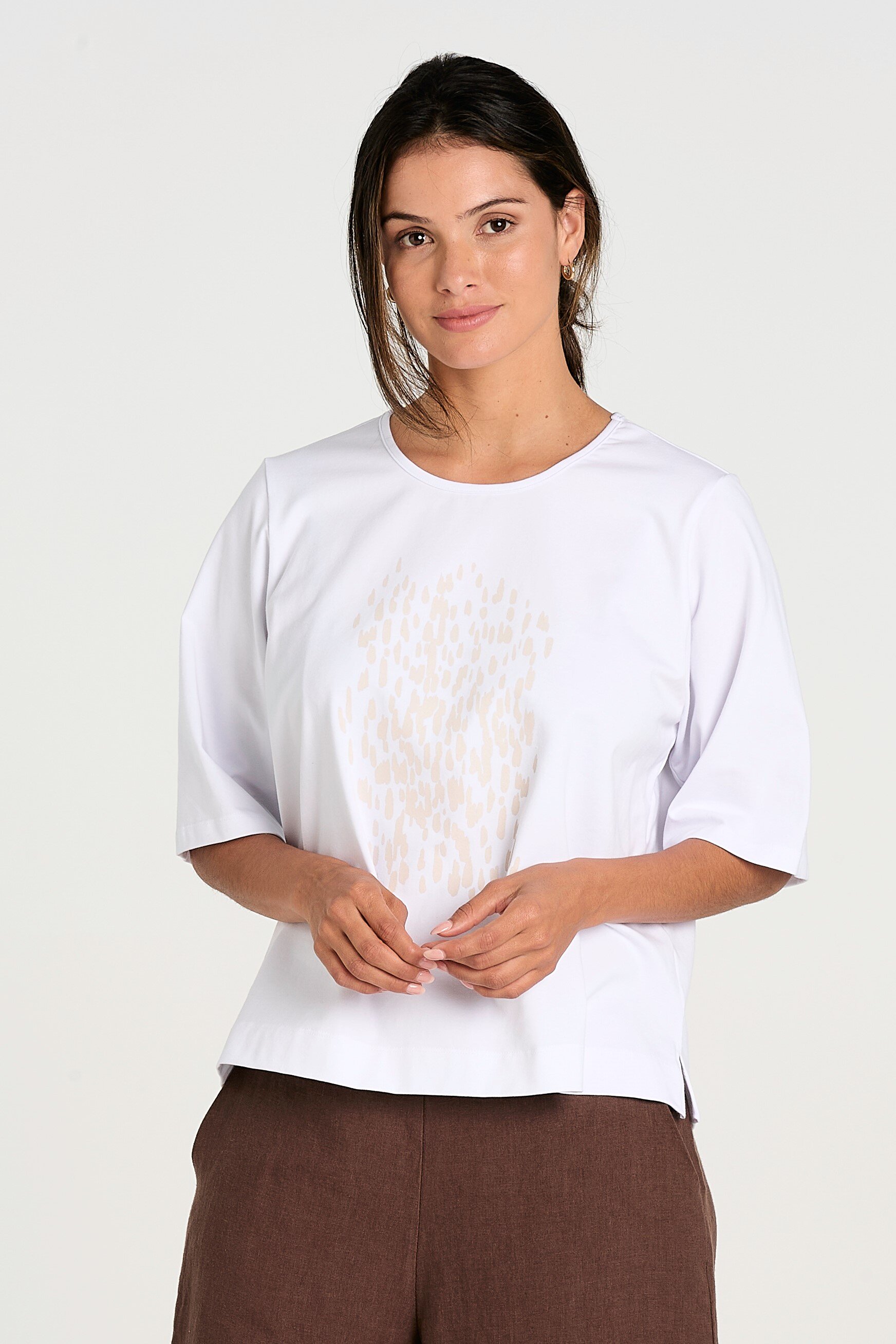 Box T-Shirt (White) - Tops : Just Looking - Nyne S22