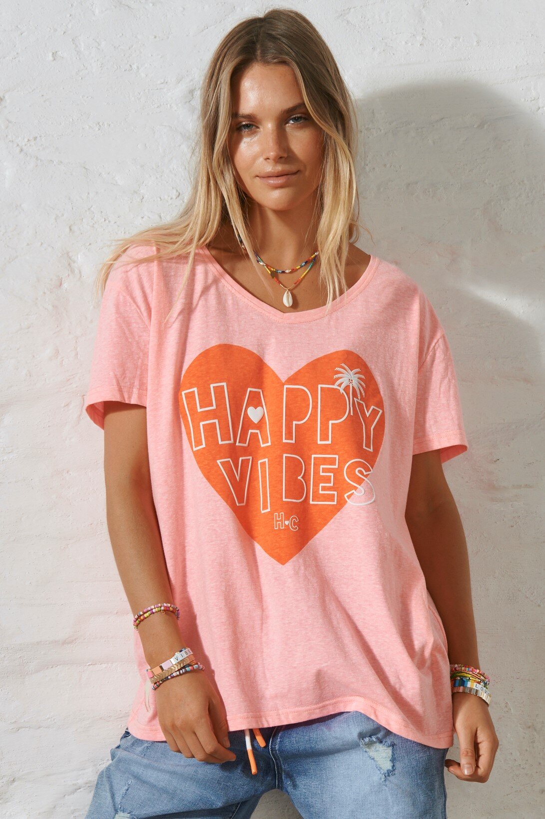 Happy Vibes V Neck Tee (Pink) - Tops : Just Looking - Hammill + Co S22