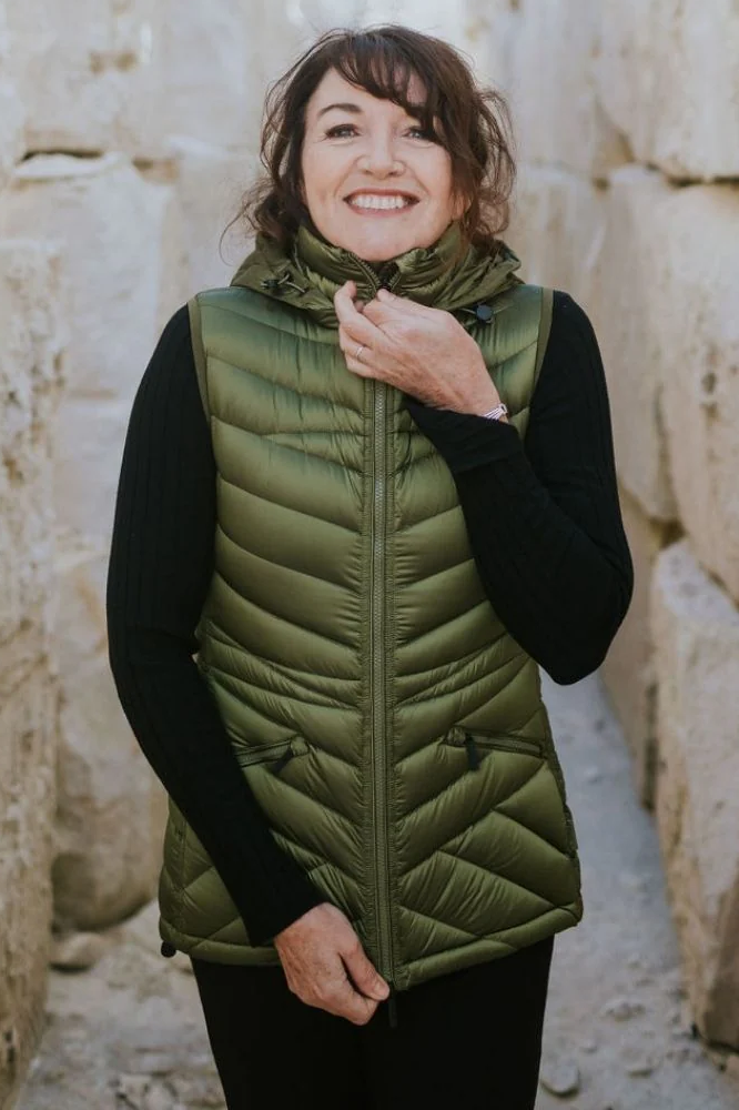 Mary Claire Vest (Avocado) - Jackets / Coats : Just Looking - Moke W23 ...
