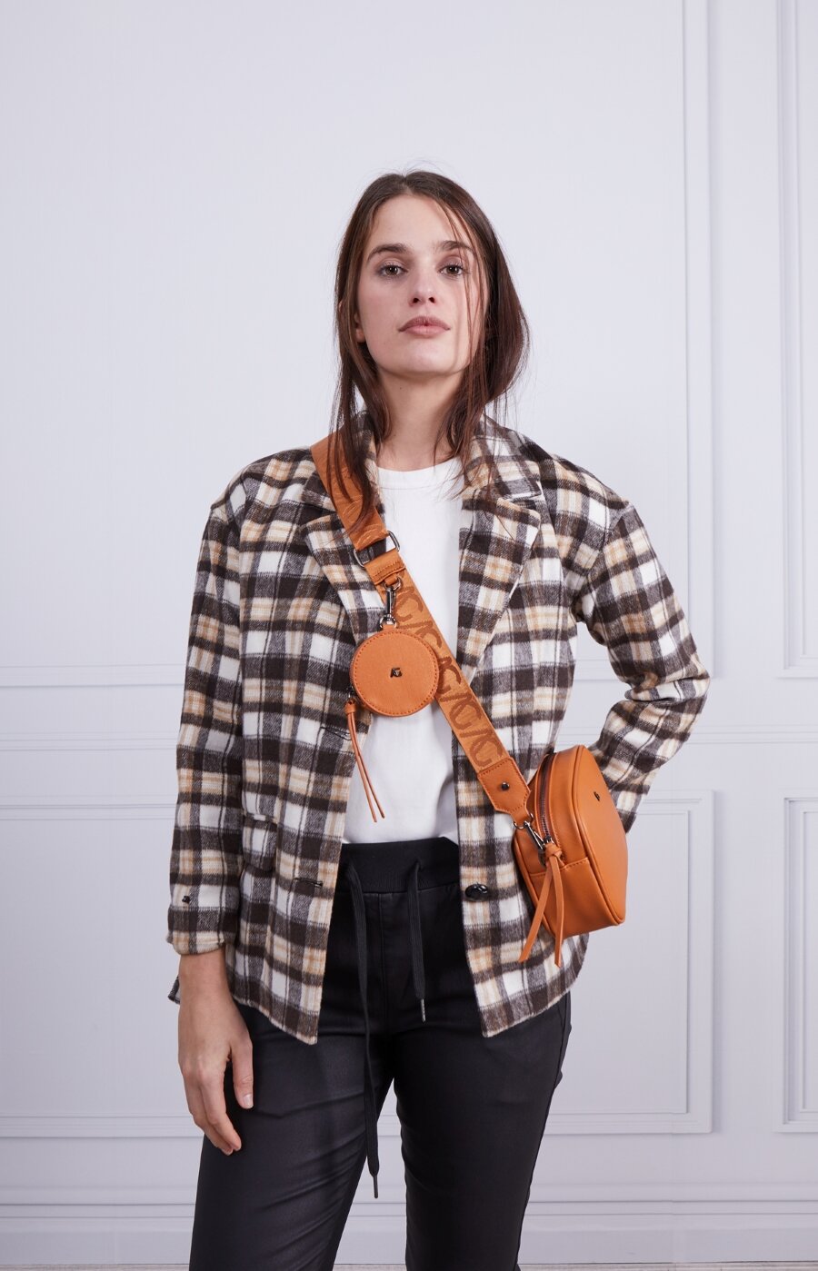 Hayley Crossbody Bag (Camel) - Bags & Wallets : Just Looking - AG47 Core