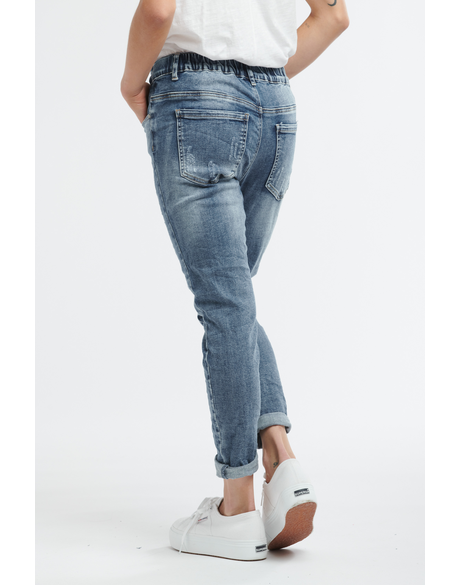 Emma Jean (Denim) - Jeans : Just Looking - Italian Star S23