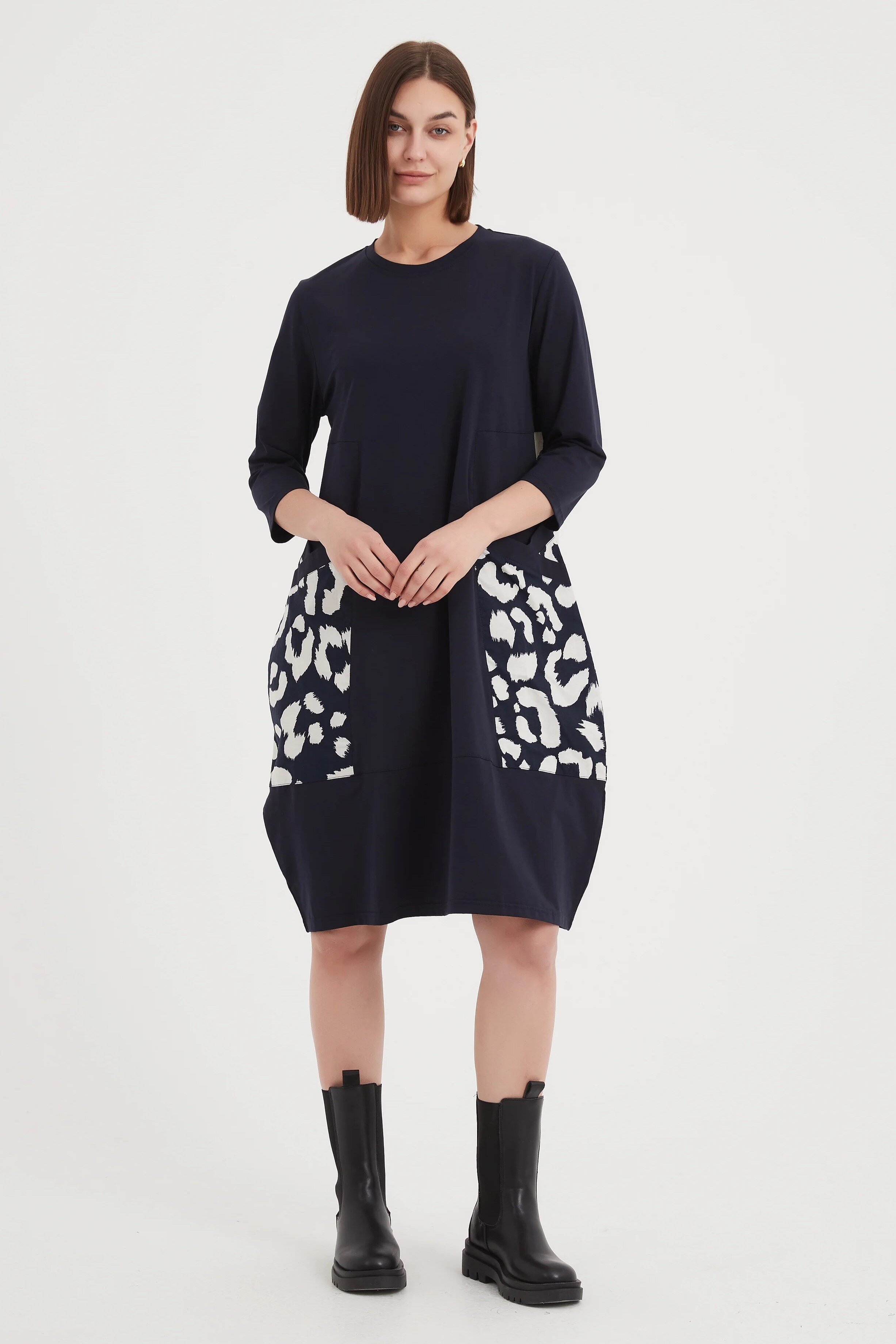 Cross Pocket Combi Dress - Dresses : Just Looking - Tirelli W24