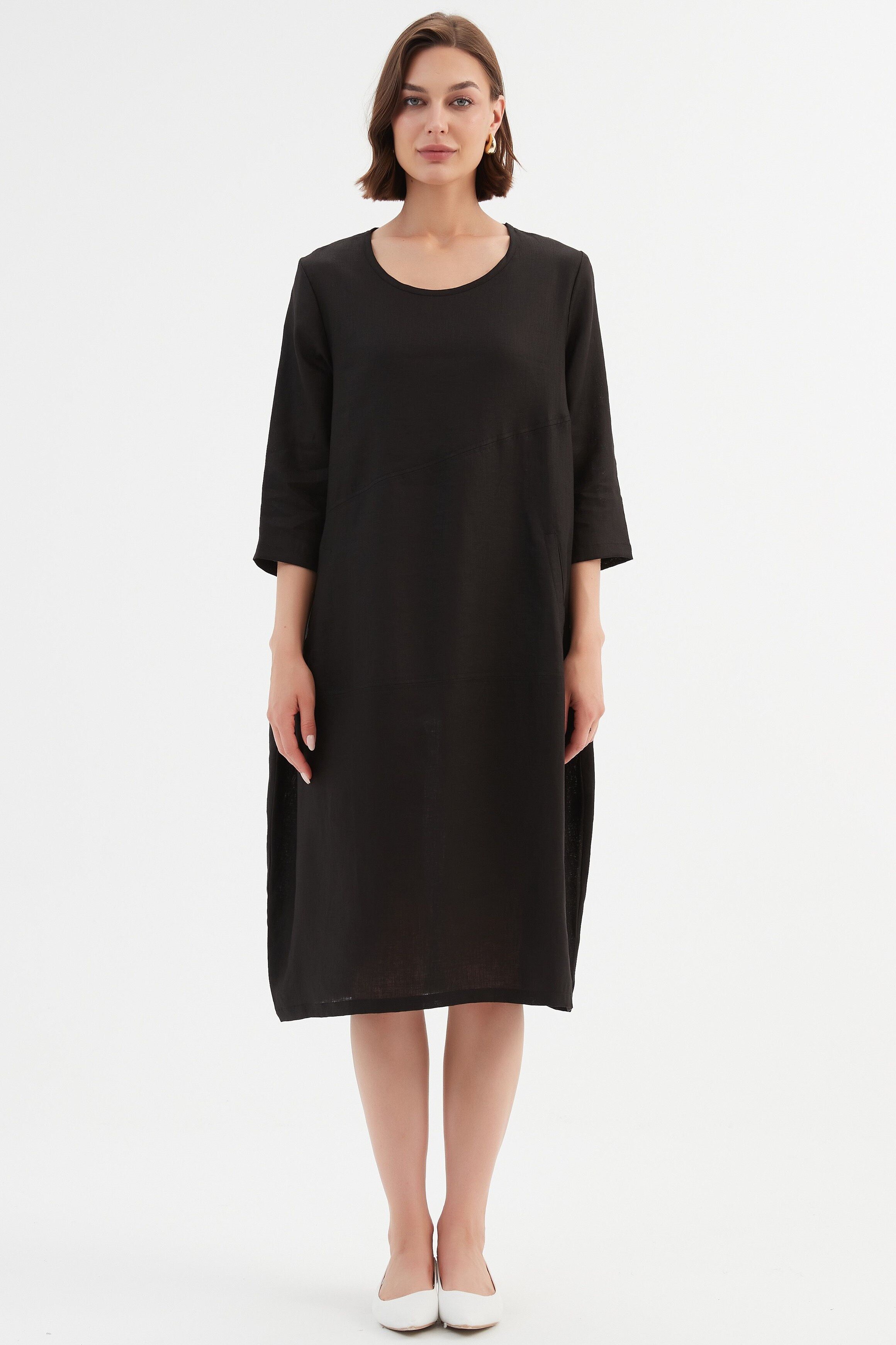 Diagonal Seam Linen Dress - Dresses : Just Looking - Tirelli S24